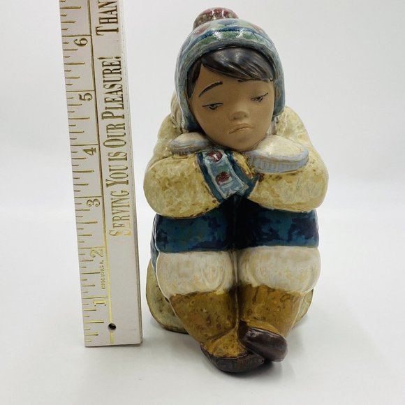 Lladró | Accents | Lladro Gres Figurine Pensive Eskimo Boy Retired 985 ...